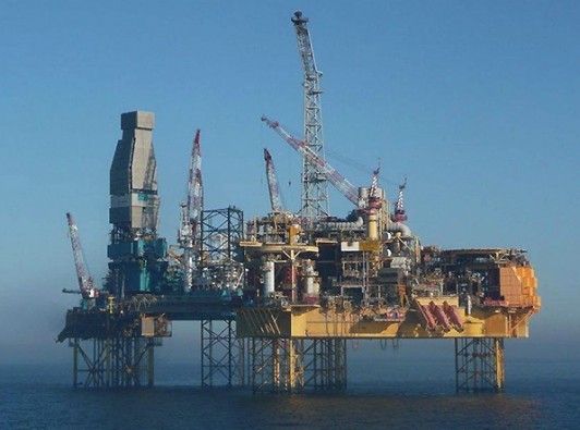 Total hit with safety notice on North Sea Elgin platform - News for the ...