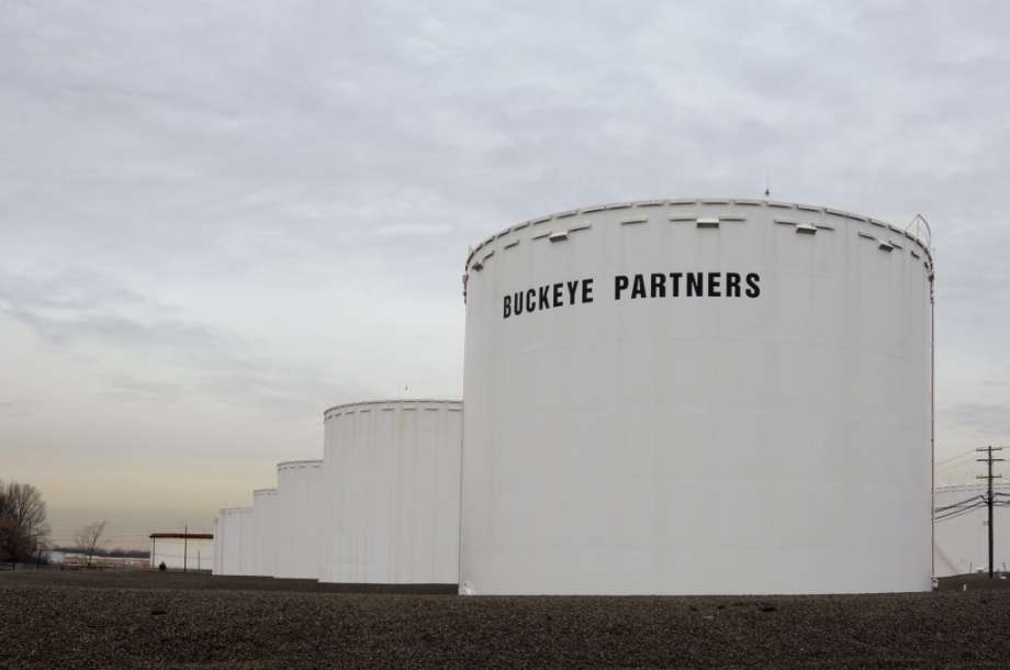 Investment firm pays $6.5B for pipeline operator Buckeye Partners ...