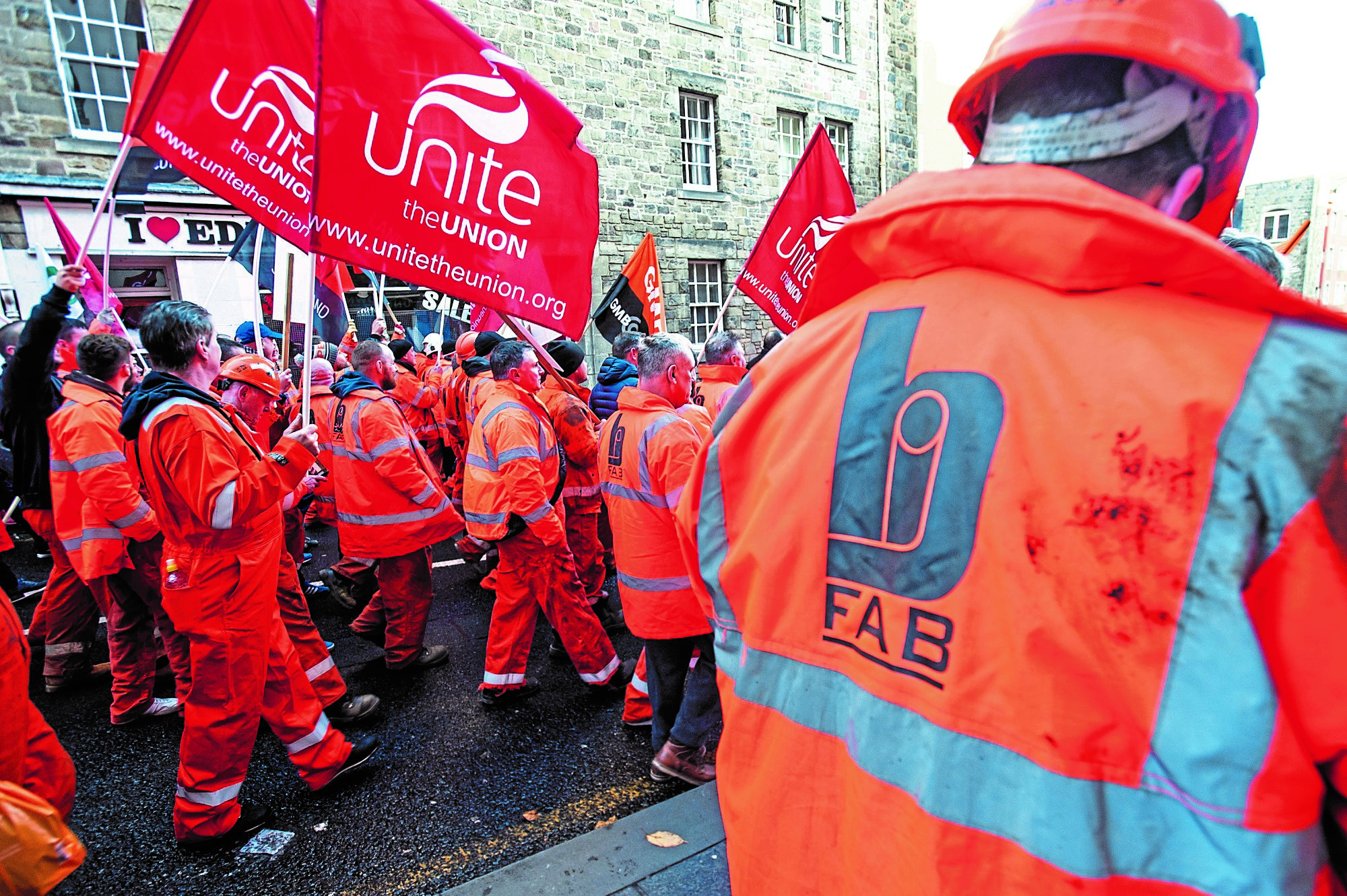 BiFab yard to be mothballed despite firm cutting losses by £42m - News ...