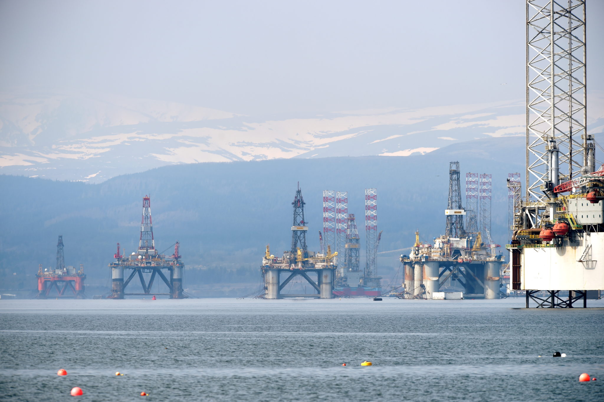 UK operators will 'struggle’ to find rigs for North Sea work in 2021 ...