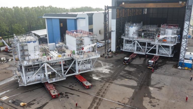HSM Offshore completes move and lift of topsides for NnG wind farm