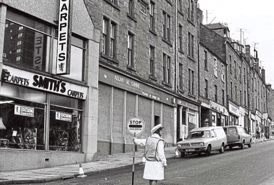 PICTURES: A nostalgic look at one of Dundee's iconic areas - Evening ...