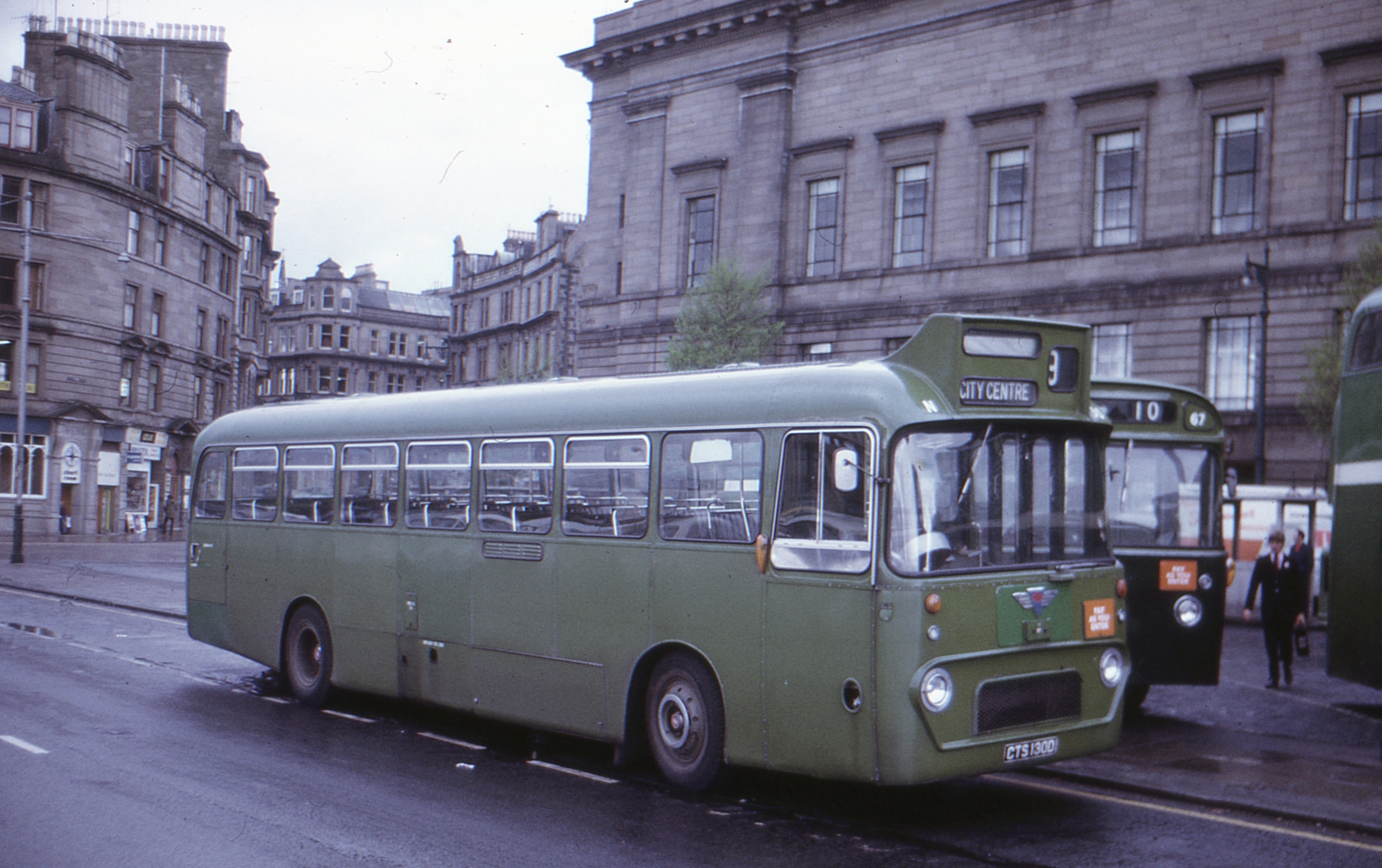 Dundee Historian To Give Talk On Historic City Buses Evening Telegraph dundee-historian-to-give-talk-on-historic-city-buses-evening-telegraph