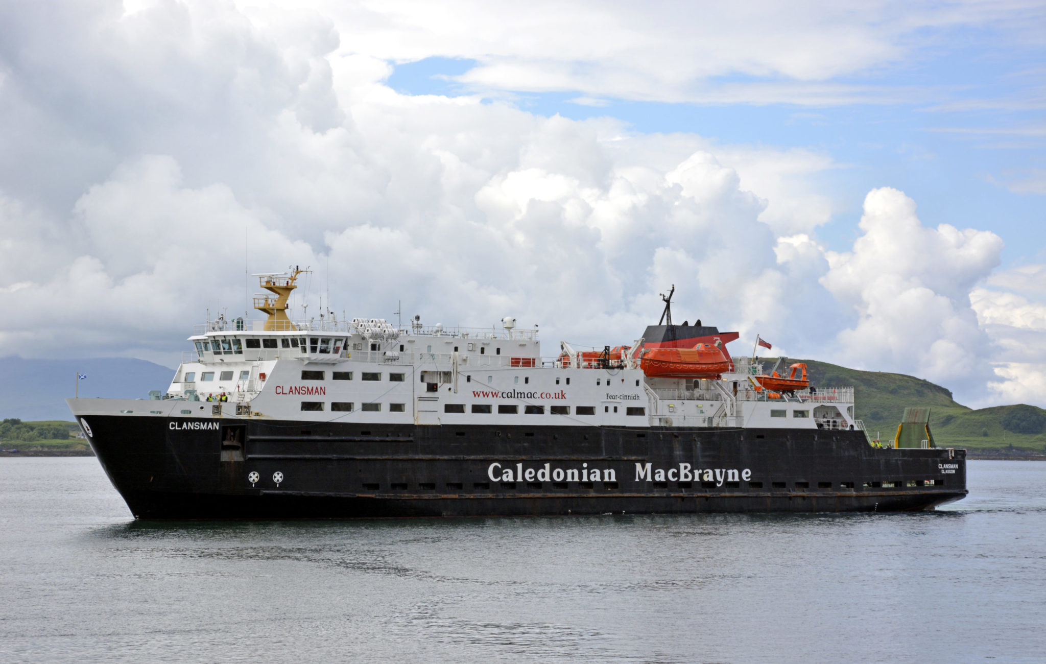 Quiet Easter for CalMac shows public sticking to guidelines - The Oban ...