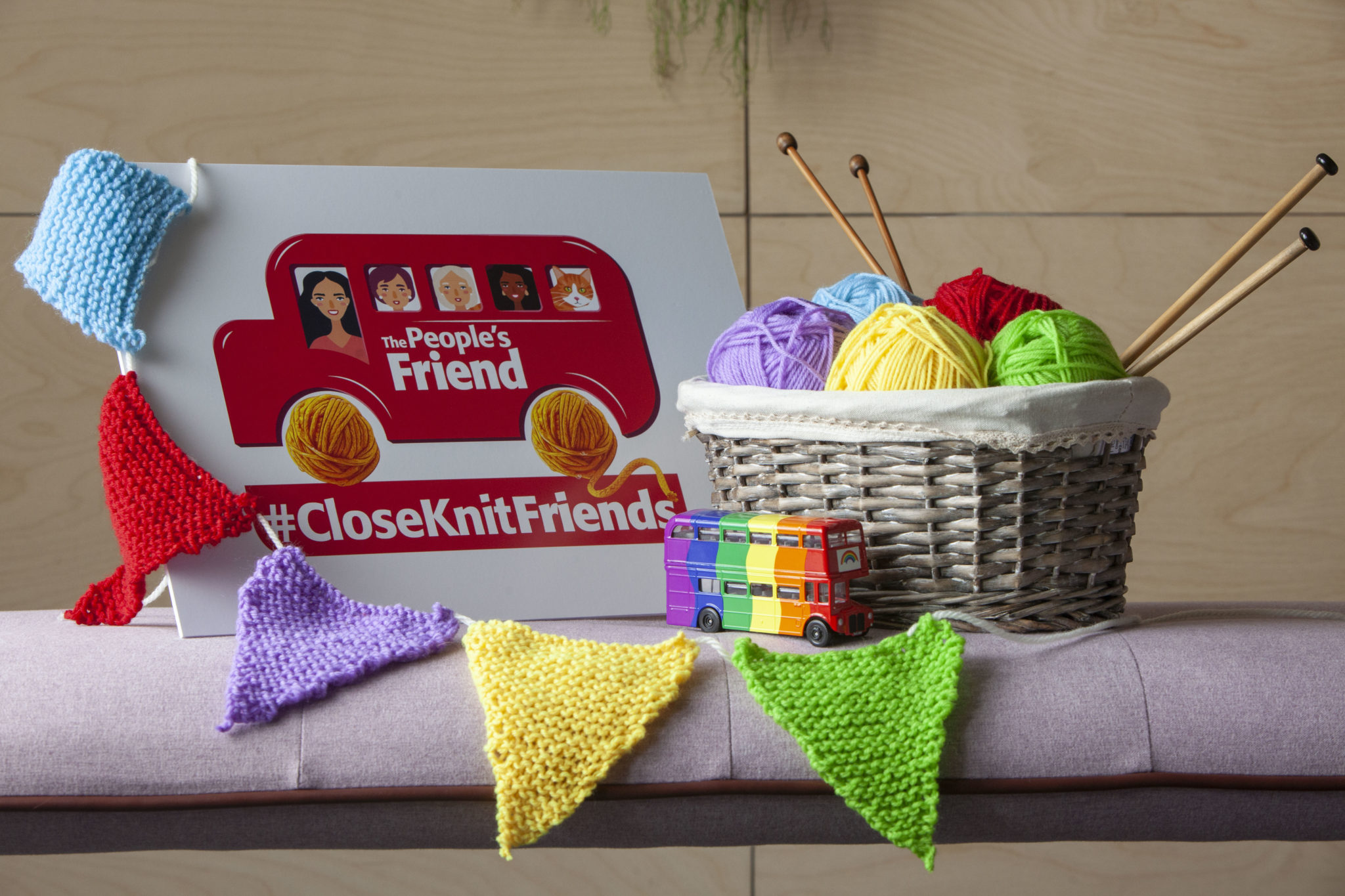"Close-knit Friends": Meet Yarn-Bomber Emma - The People's Friend