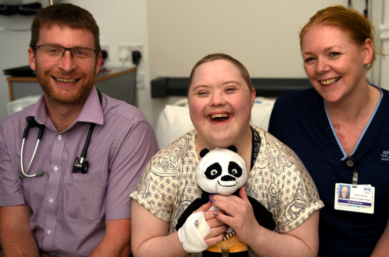 Aberdeen cancer patient gives £1,000 to Friends of Anchor - Press and ...