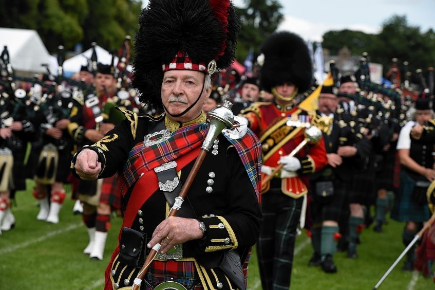 PICTURES: Legend of Donald Dinnie inspires rousing Aberdeenshire ...