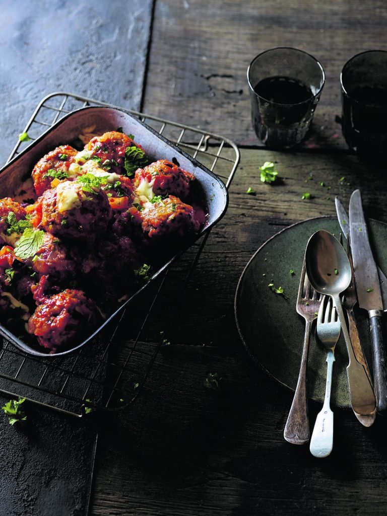 Joe Wicks: The Body Coach shows you how to make a hearty meal of ...