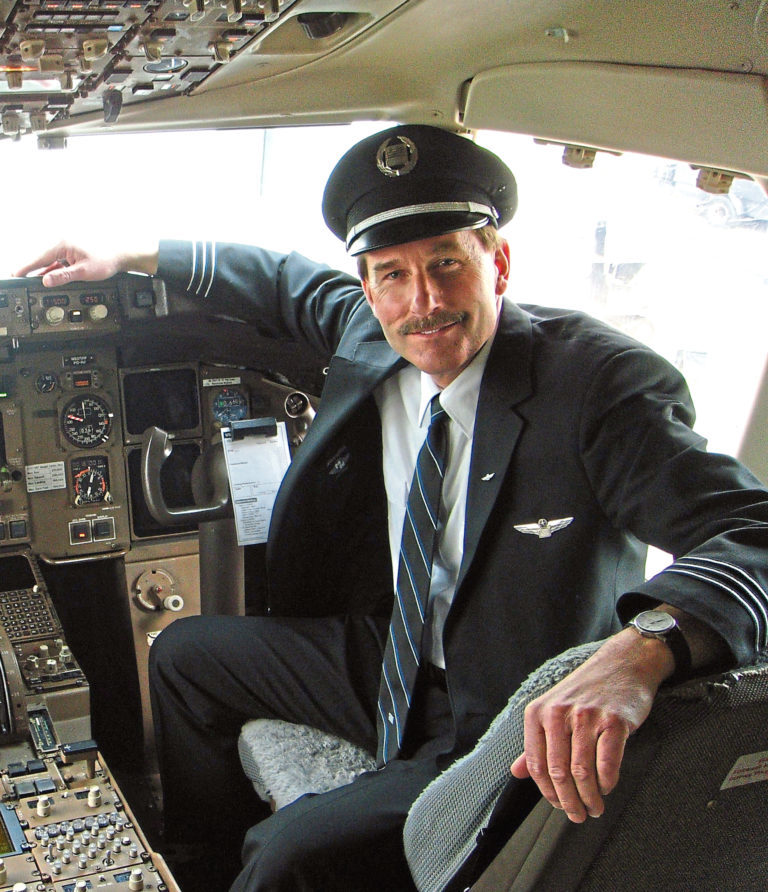 Hero pilot who averted flight disaster will be Opito speaker
