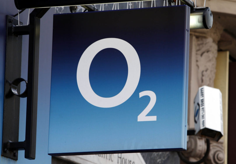 O2 network down across the UK with thousands of customers unable to use 4G
