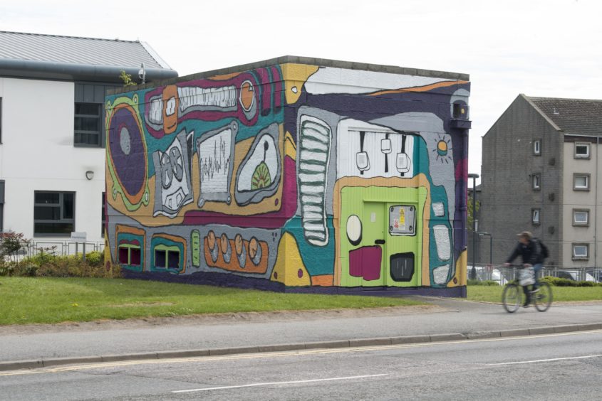 Aberdeen substation transformed into colourful boombox mural - Press ...