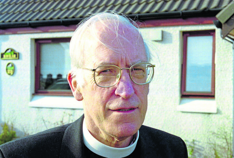 Controversial Skye minister Angus Smith dies - Press and Journal