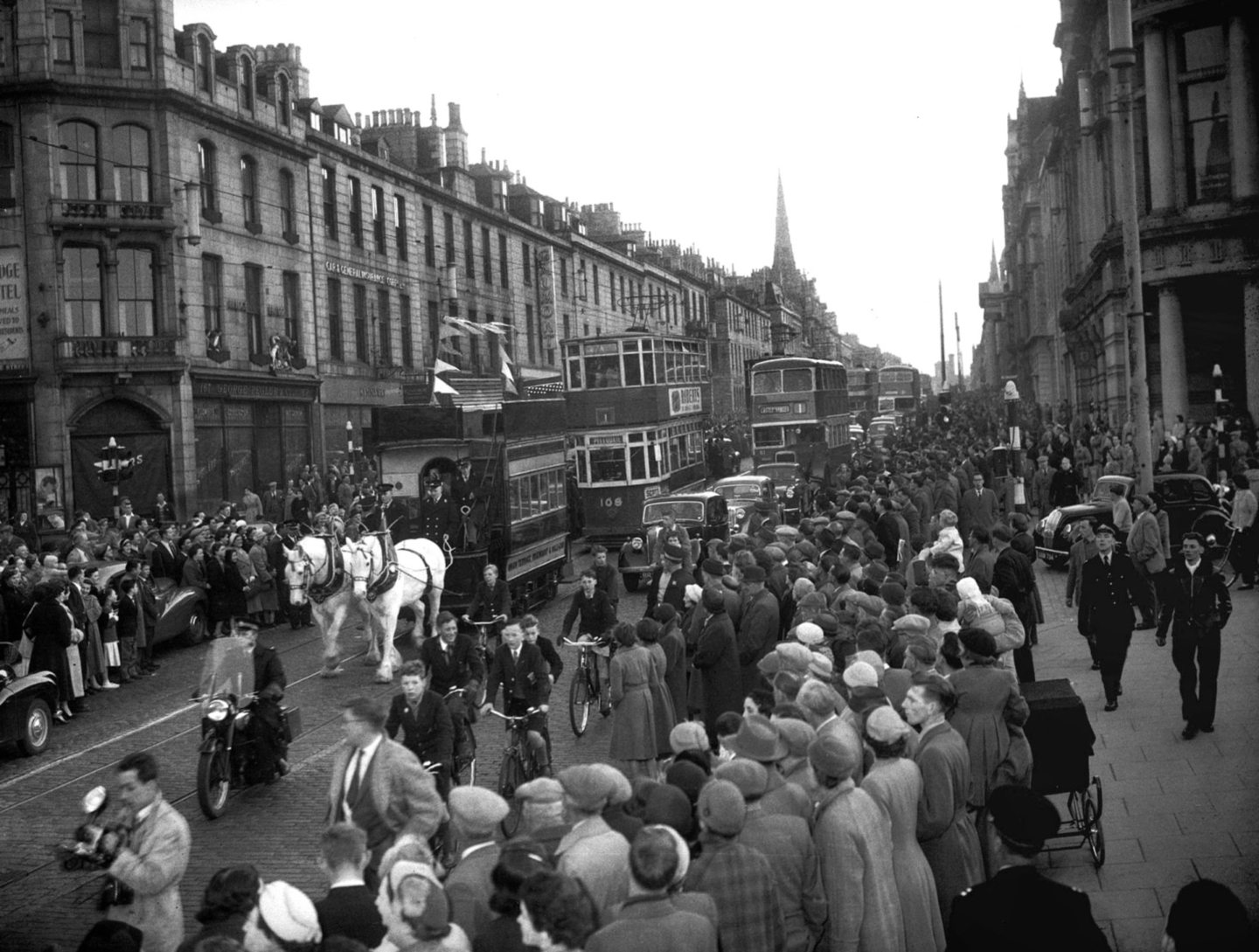 All aboard for the dream of making Aberdeen's Tram 15 run again for ...