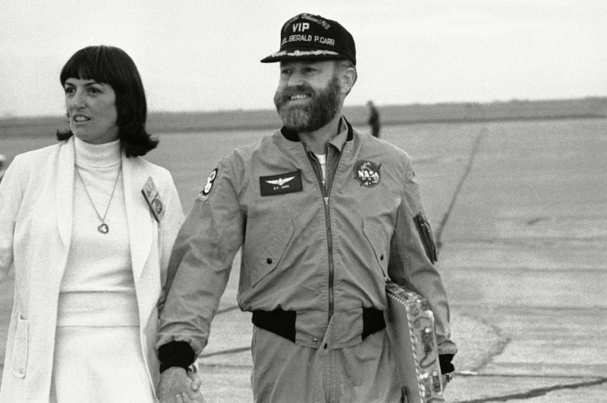 Record-breaking space pioneer Gerald 'Jerry' Carr dies aged 88 - Press ...