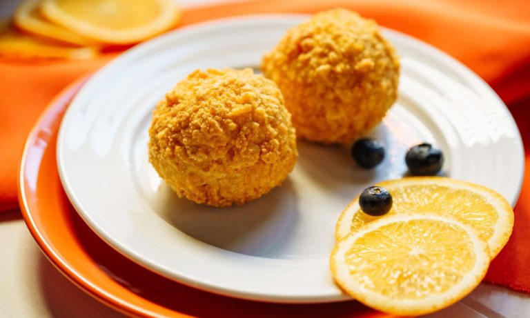 Sweet Treats: These deep fried ice cream fritters should be next on ...