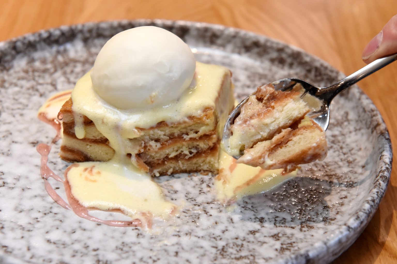 Recipe: How to make this delicious rowie bread and butter pudding