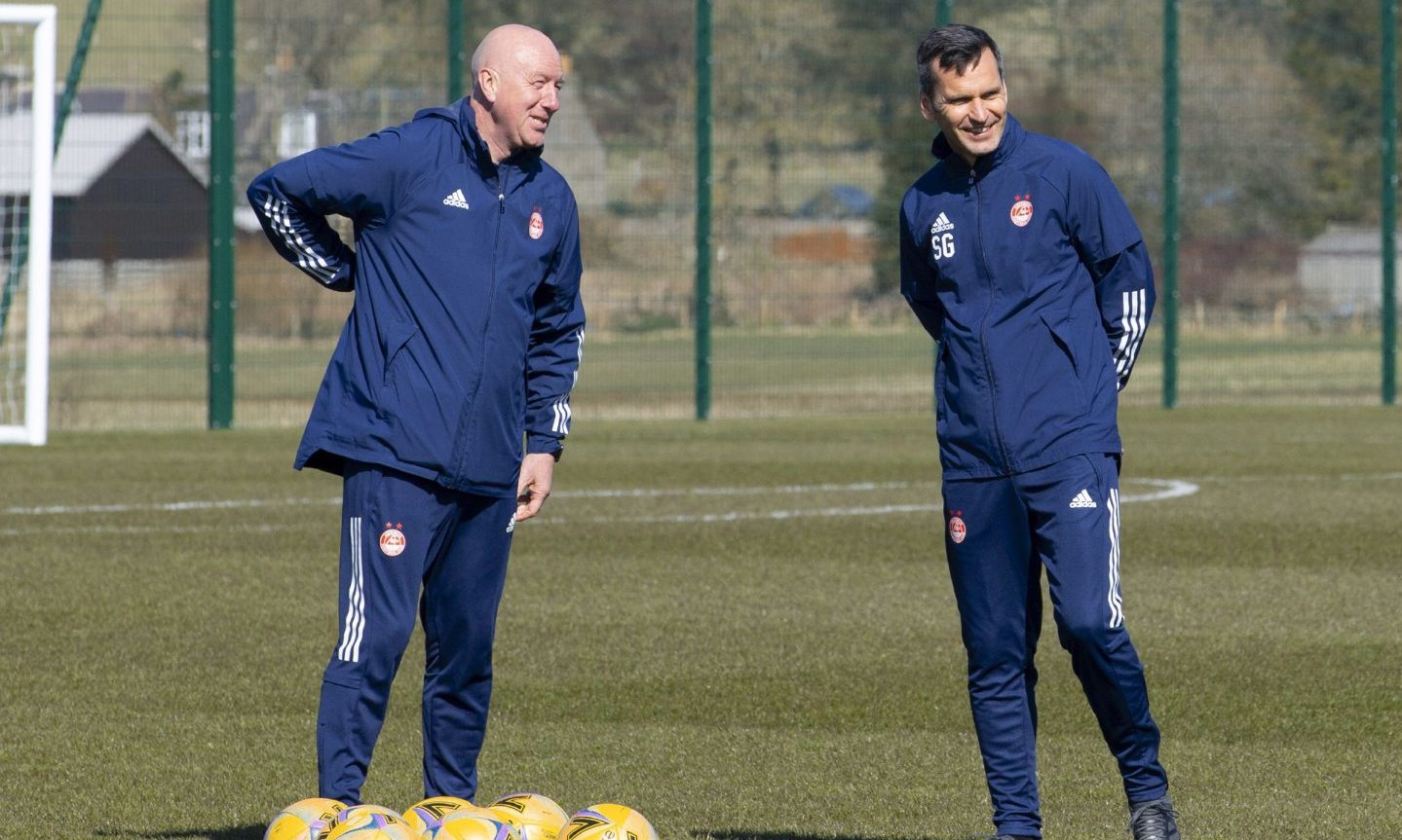 Stephen Glass: Neil Simpson to be part of new Aberdeen boss' staff