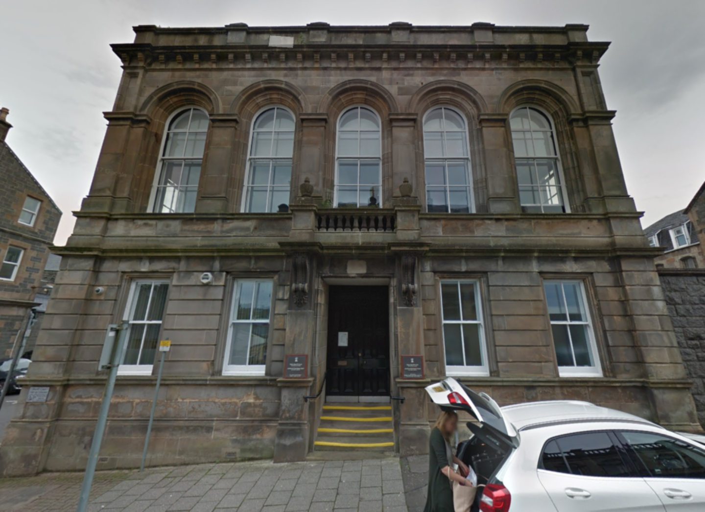 Oban drug driver 16 times over limit caught after acting nervously