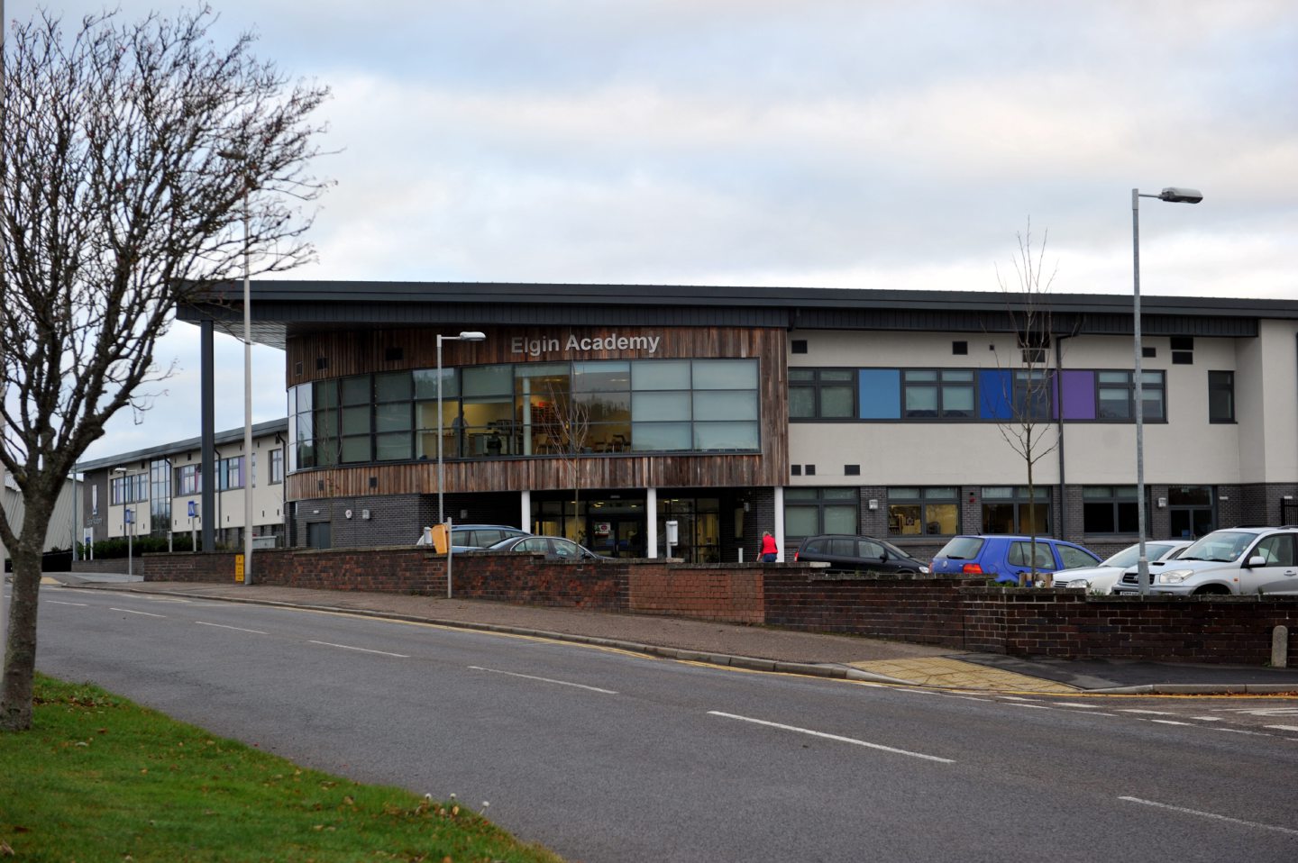 Pupils at Elgin Academy self-isolating after positive Covid case ...