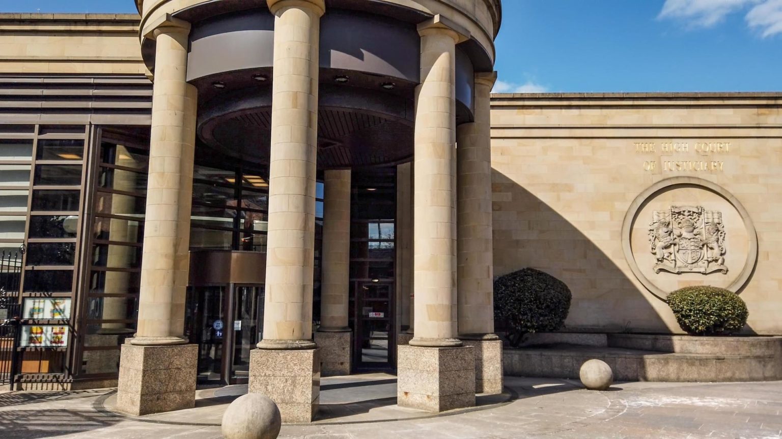 Kim Avis trial: Woman denies money motivated rape claims against ...