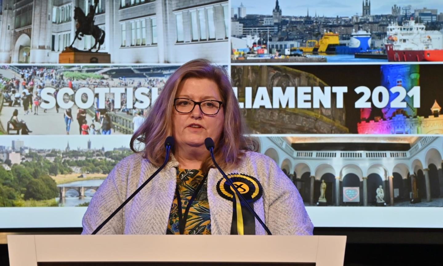 Dunbar pledges to fight 'perfect storm' after Aberdeen Donside win