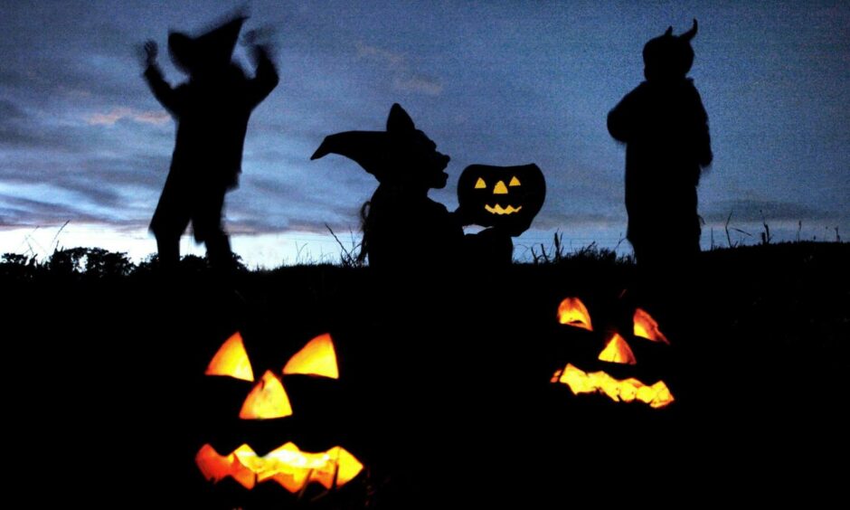 Scottish Halloween traditions: Samhain, guising and predicting the ...