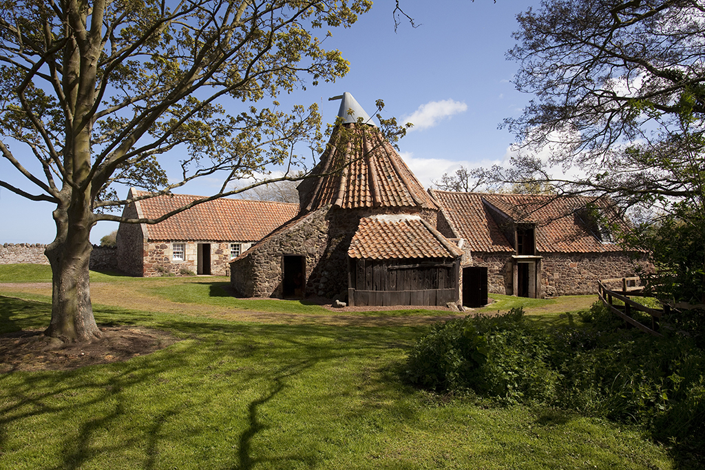 Bid to restore Outlander's Jamie Fraser's home - Scottish Field