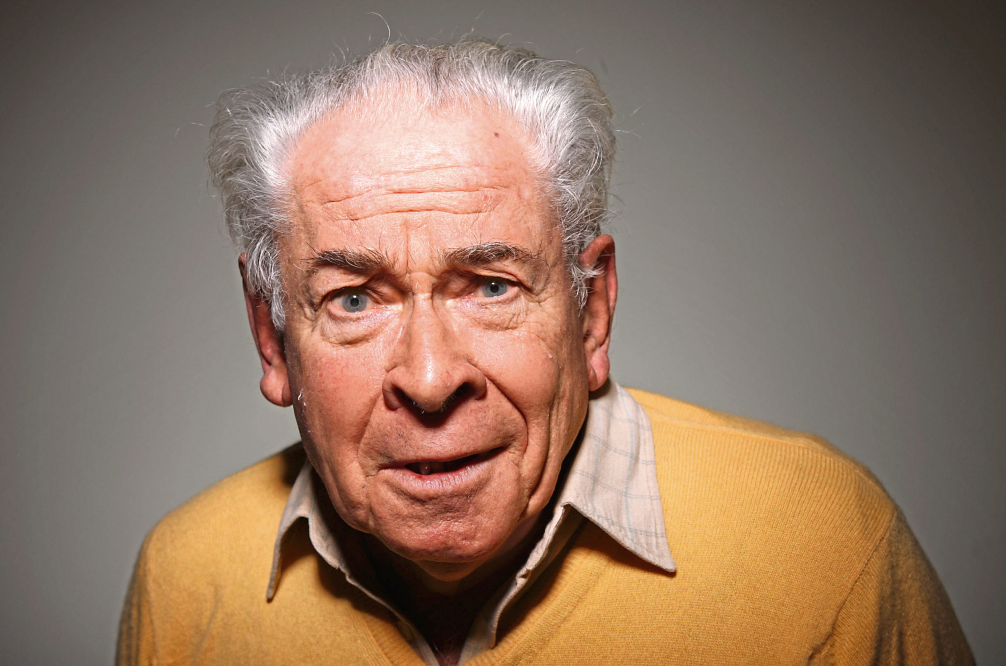 Stanley Baxter: The man of many faces who has made millions howl with ...