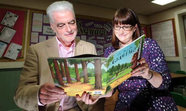 Dundonians should be proud of their 'rich and beautiful' dialect, says ...
