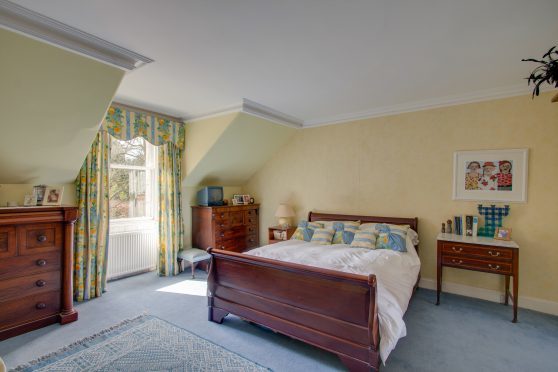Slade House: Angus Airbnb with pool has price reduced for auction