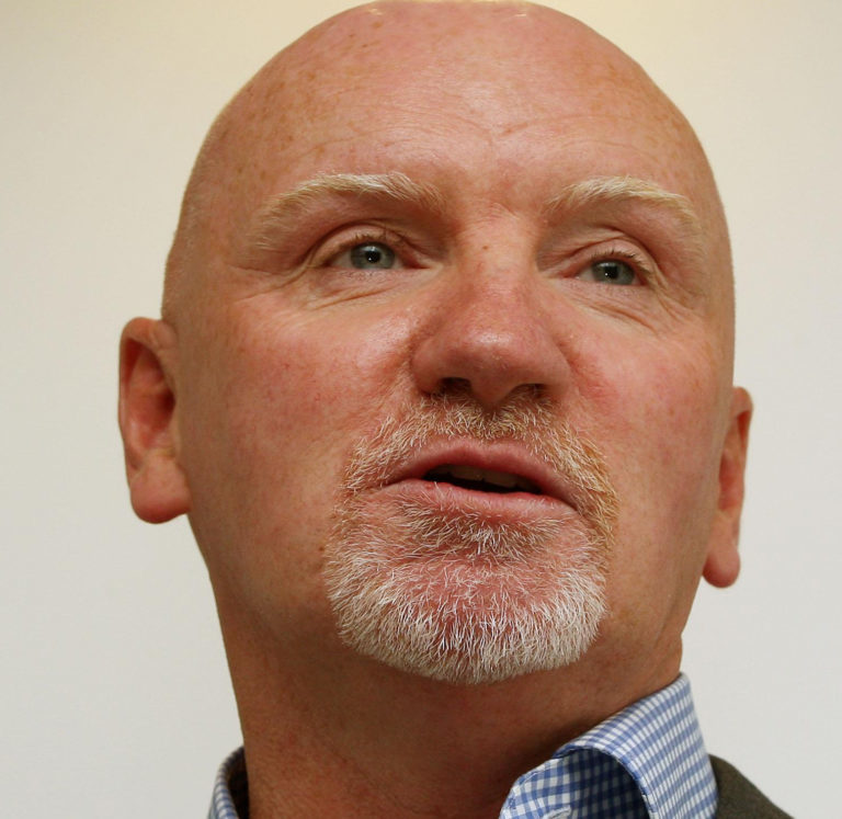 Entrepreneur Sir Tom Hunter challenges ambitious young people to help ...