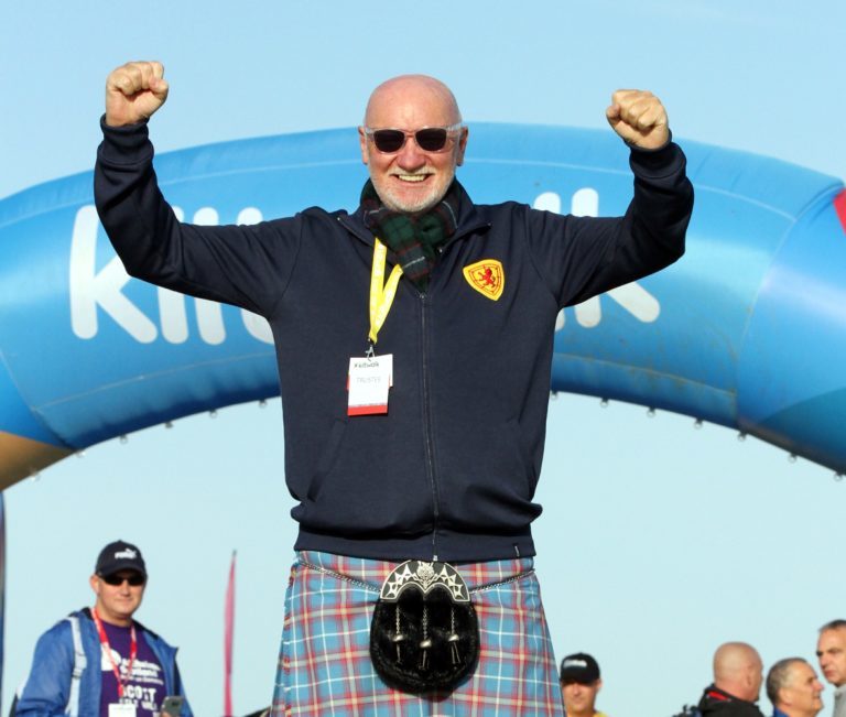 Entrepreneur Sir Tom Hunter challenges ambitious young people to help ...