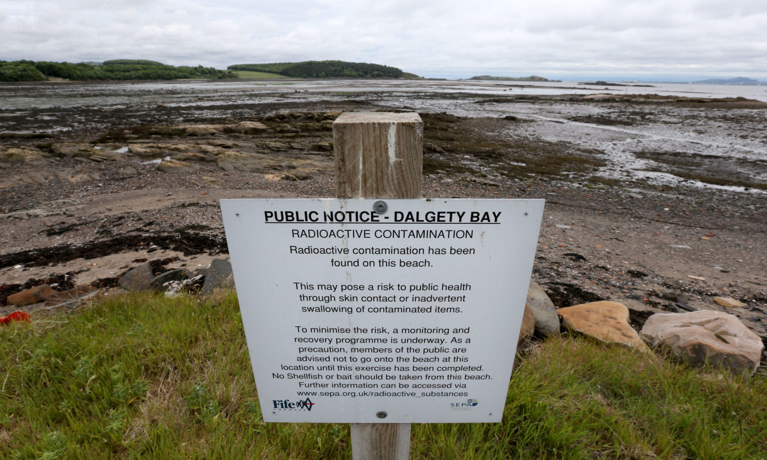 Dalgety Bay radiation: £10m work to clean-up beach delayed