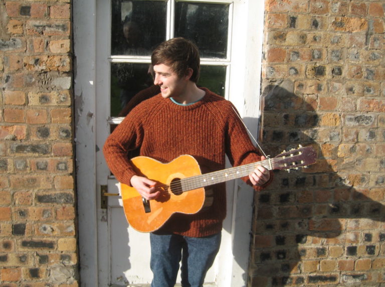 Tom Beaver and the Moonzies returning to Cupar Golf Club - The Courier