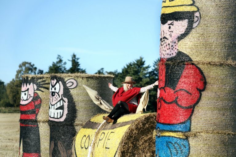 "I'm a frustrated Banksy" - Straw bale artist Fleur gets spray paint ...