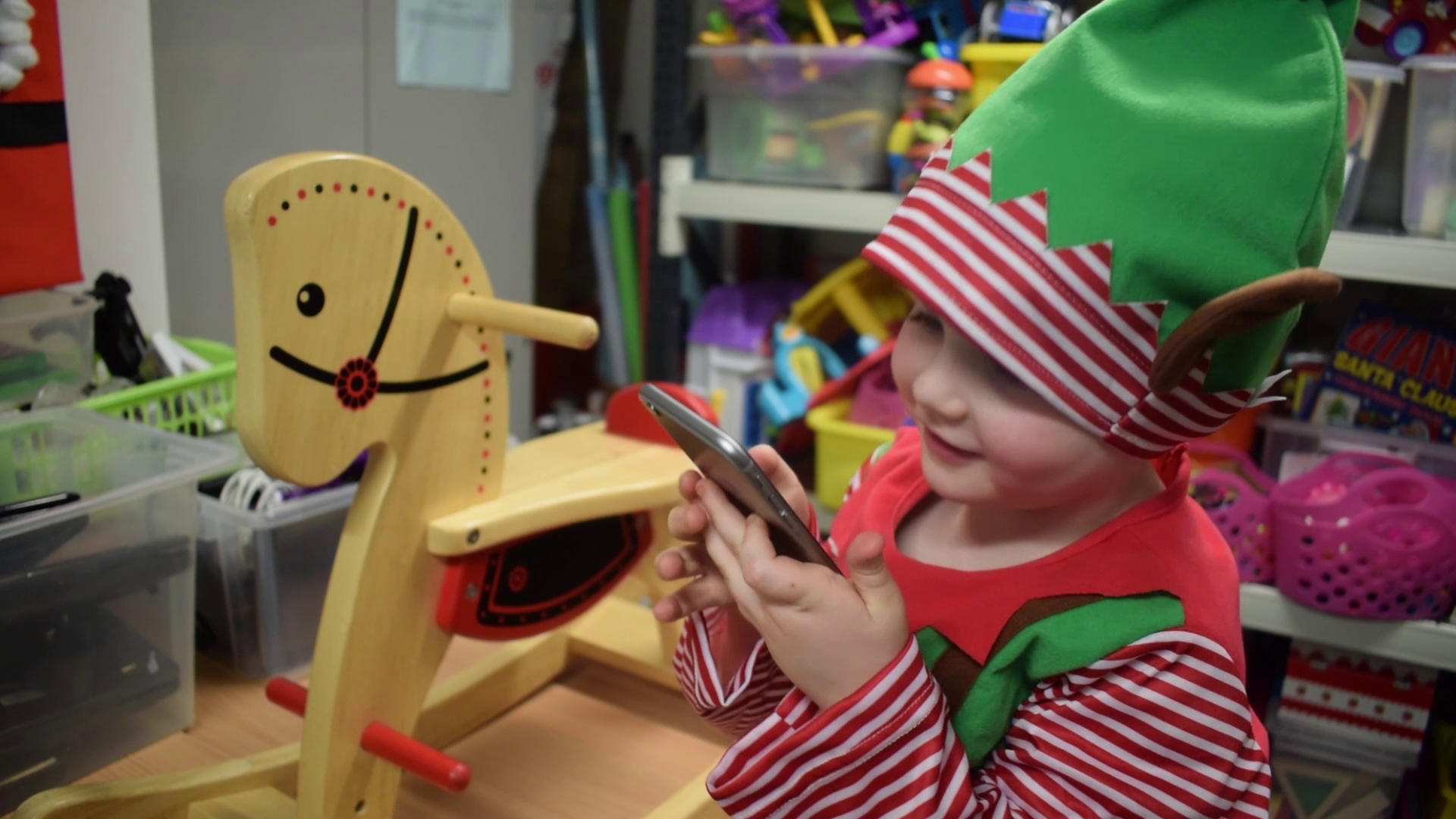VIDEO: Santa helps turn NHS Fife's latest Christmas video into a smash ...