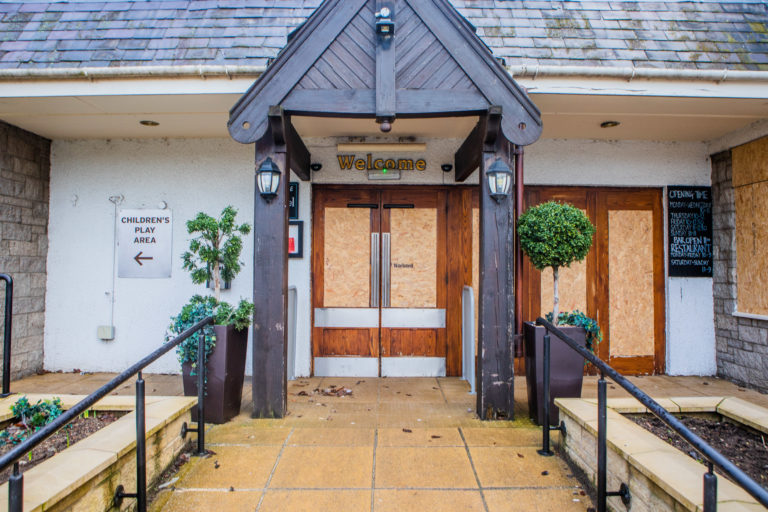 Scone's Wheel Inn boarded up by bosses following sudden closure - The ...