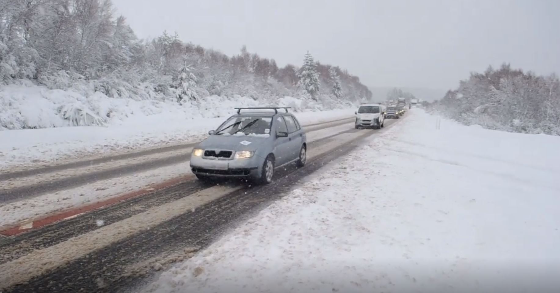 Heavy snowfall closes A9 as winter weather and wind brings road chaos ...
