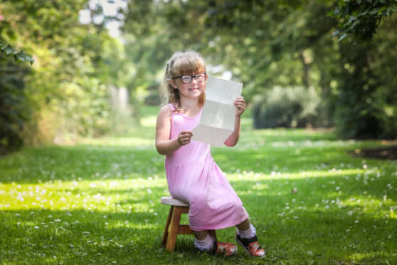 VIDEO: Watch Carnoustie girl Natasha's adorable reaction to receiving ...