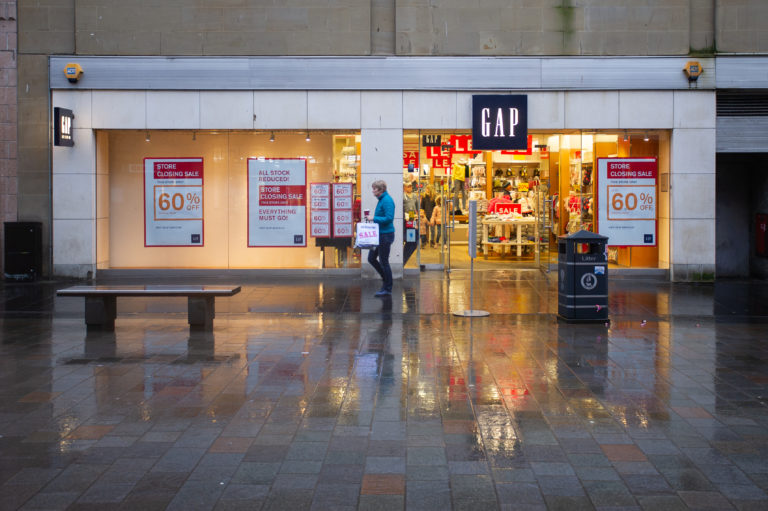 Gap announces shock closure of Perth store with staff told two days ...