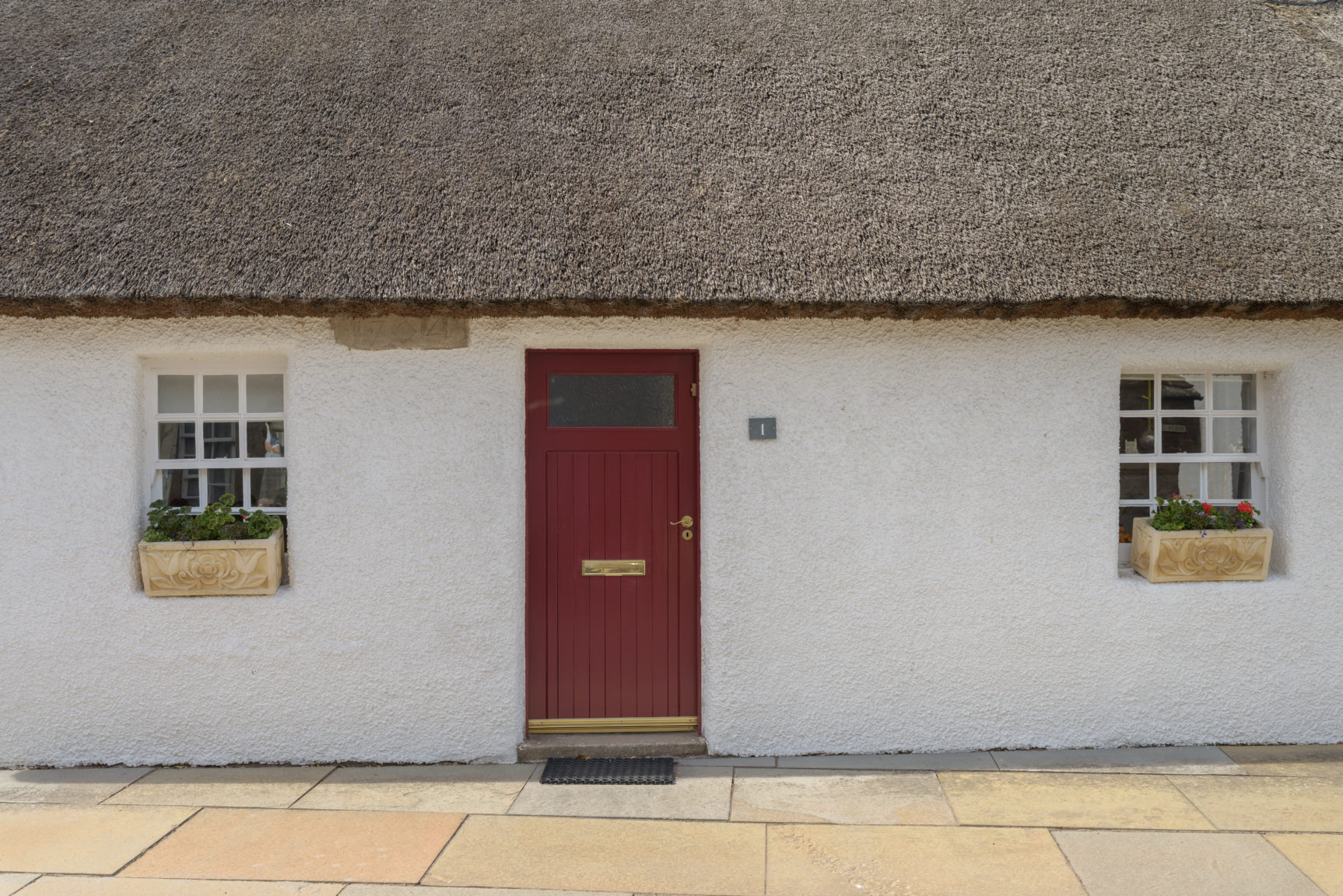 FEATURE: Focus on the future of iconic thatched buildings in Scotland ...