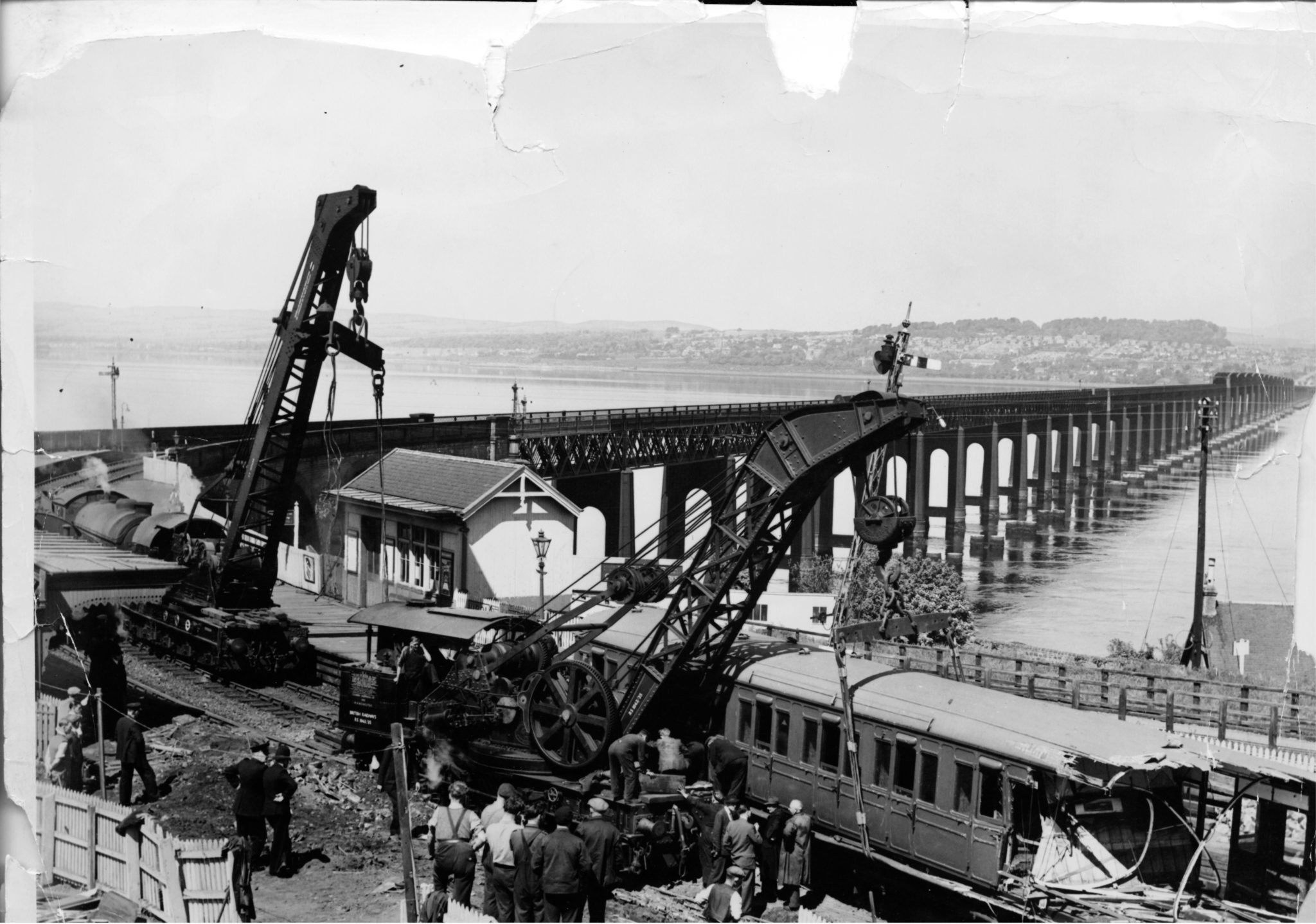 The children's picnic train journey that ended in tragedy at Wormit ...