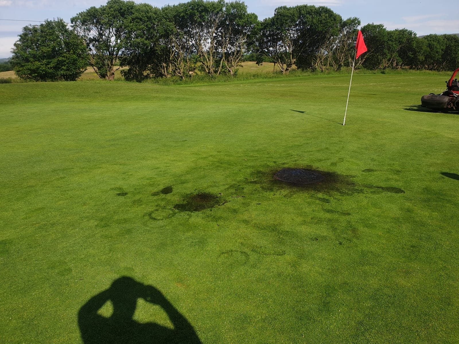 Green set alight as spate of vandalism and thefts hit Fife golf clubs ...
