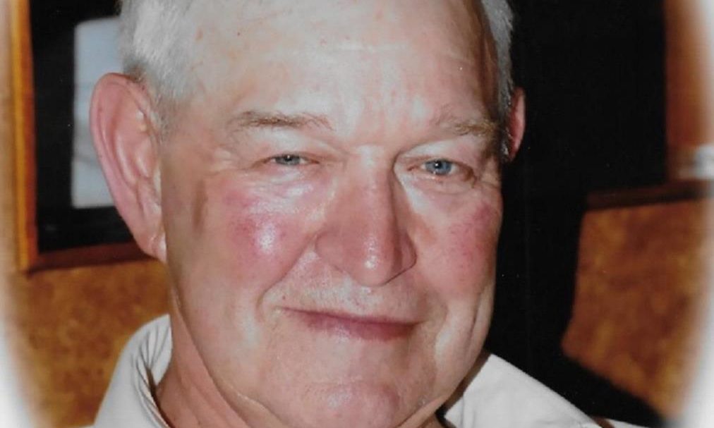 Angus farmer Robin Millar dies at age of 81 - The Courier