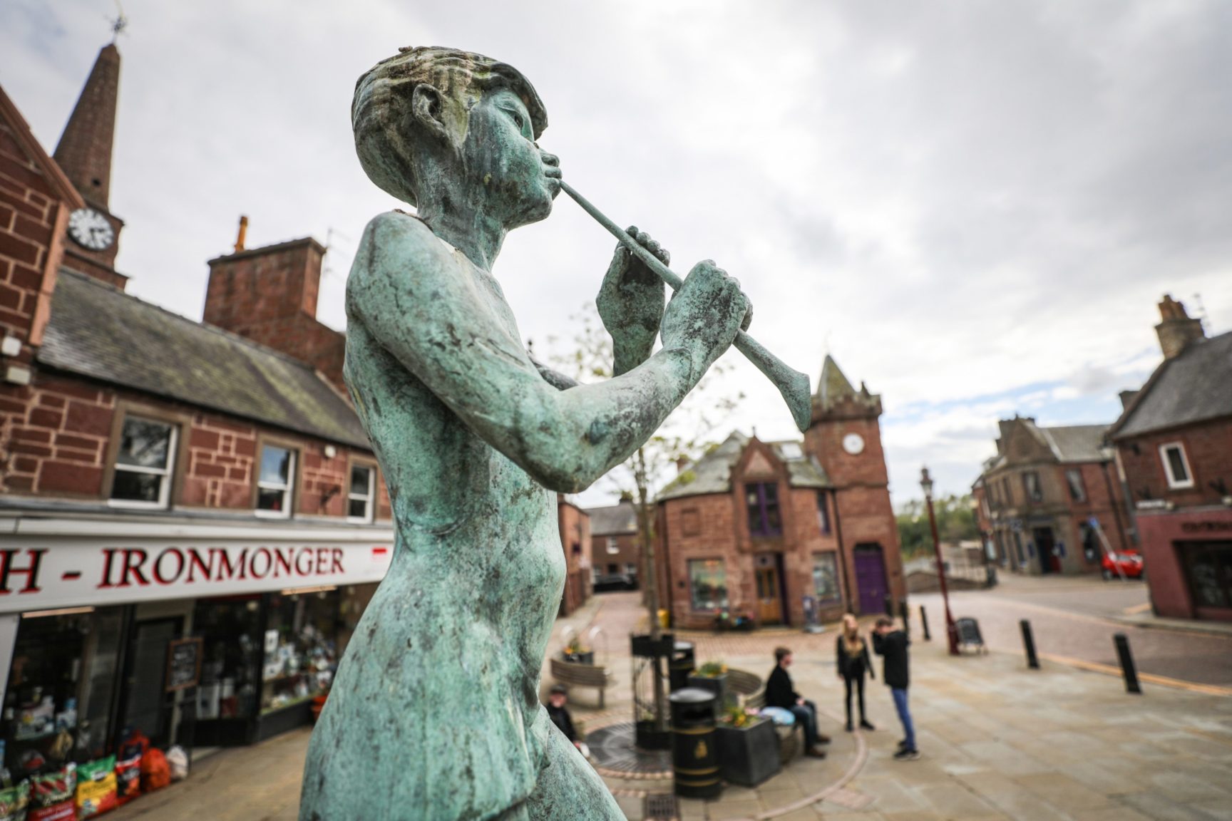 7 wonderful statues in Angus and the stories behind them.