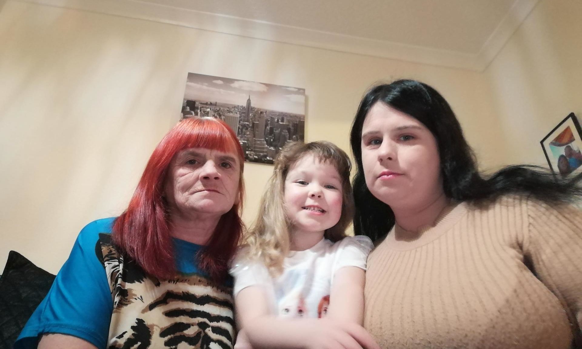 Dundee woman speaks of severe pain amid long pandemic-enforced wait for ...