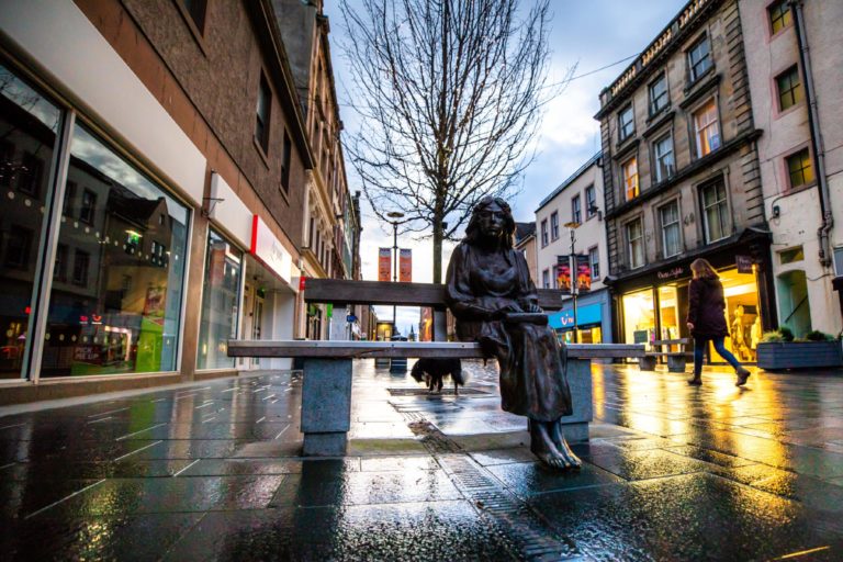 11 weird and wonderful statues in Perth