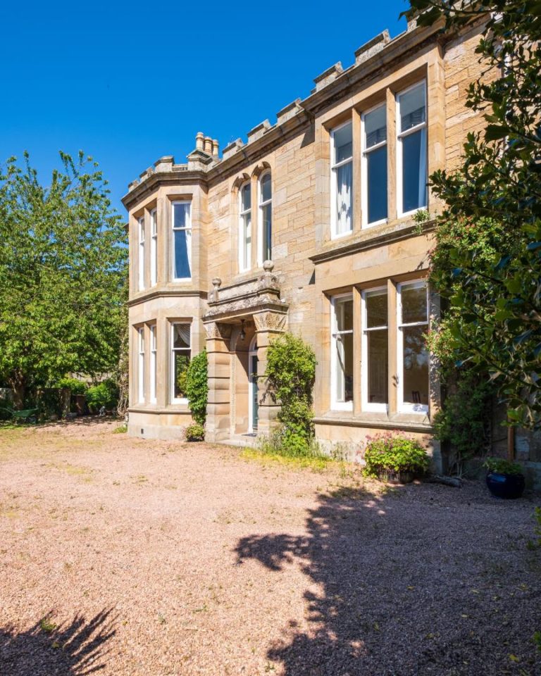 PROPERTY: Magnificent Victorian home in Cupar with conservatory and hot ...