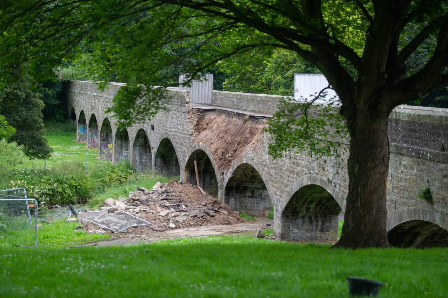 175-year-old Finlathen bridge in Dundee to be fully restored after ...