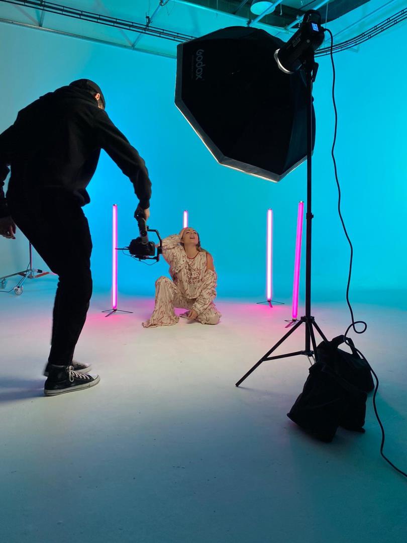 Kinross singer Rachel White making waves with new single ‘Over It ...